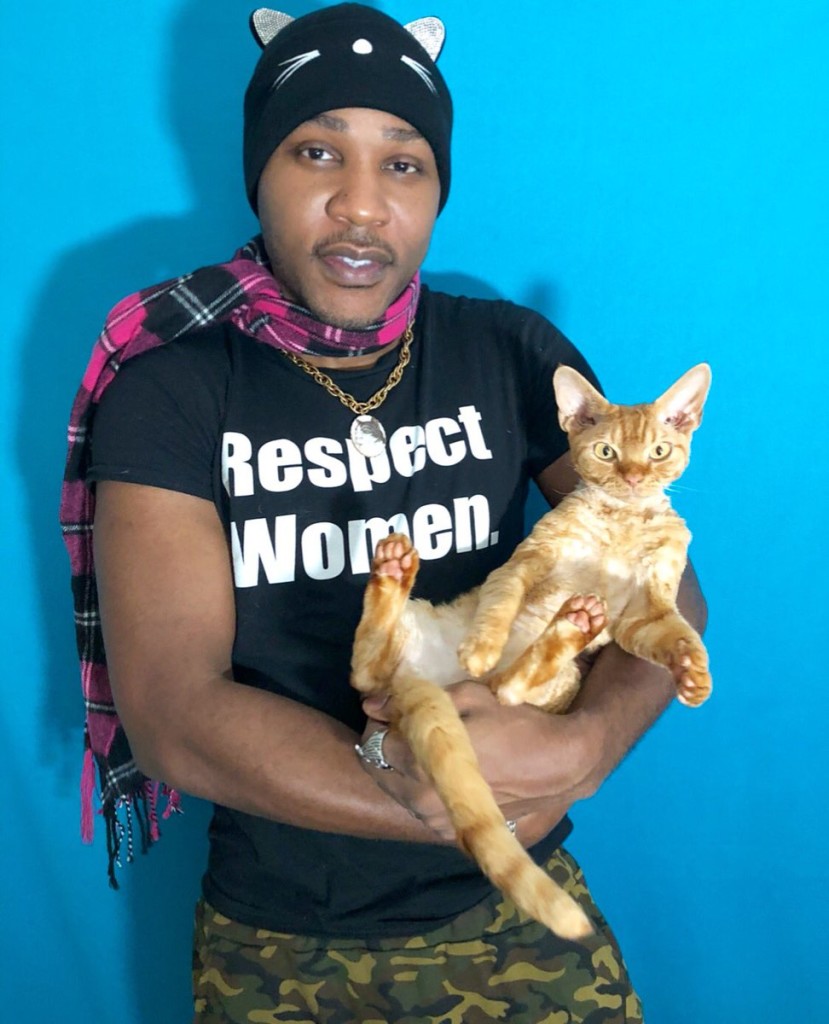 Lyndsanity | Why Cat Rapper MoShow Is Crazy for Cat Ladies